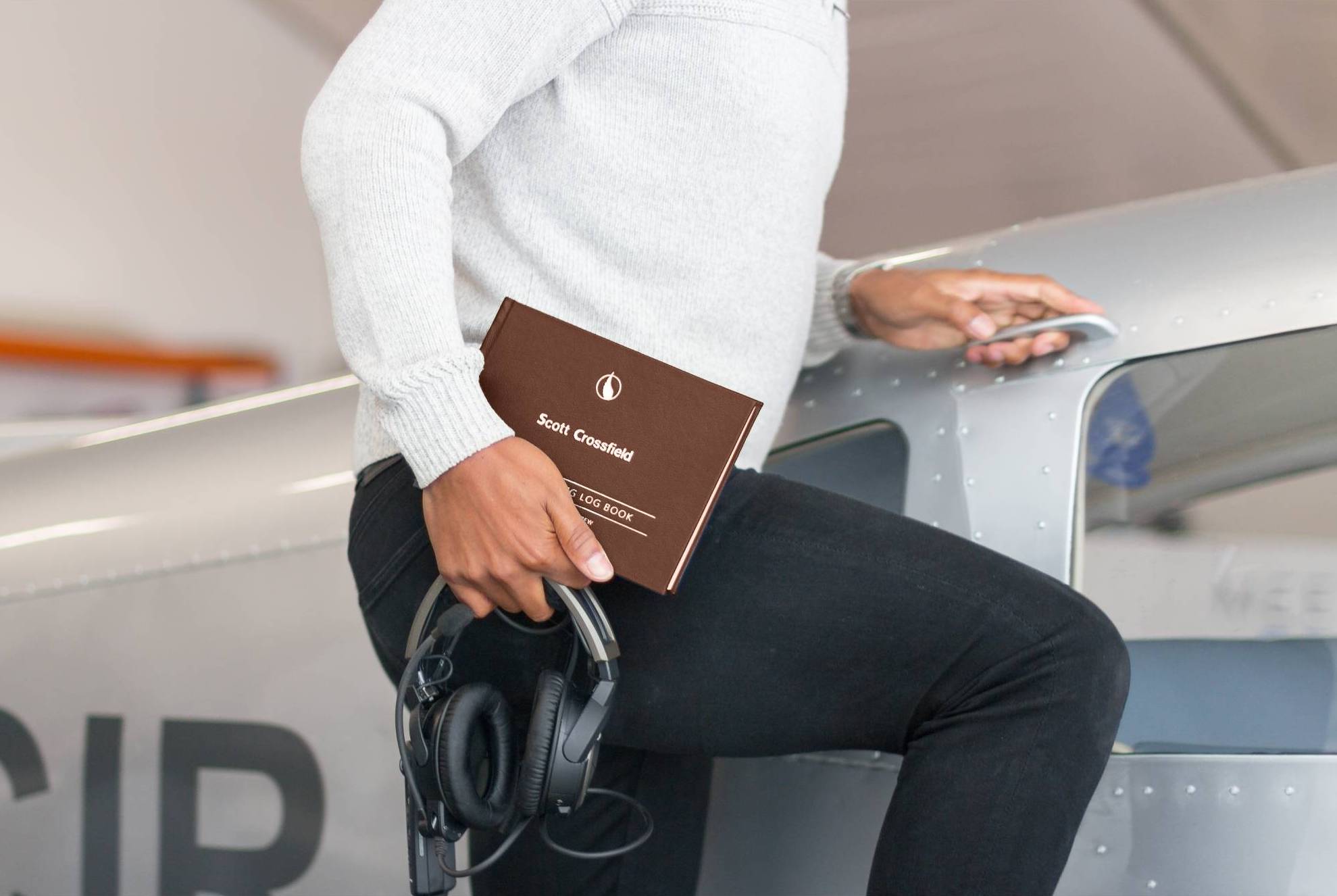 Aileron Personalised Pilot Logbooks